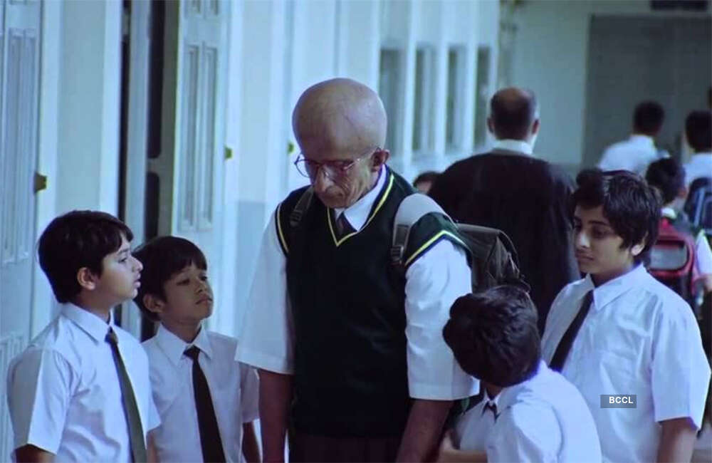 Paa Movie User Reviews & Ratings | Paa (2009) | Times Of India