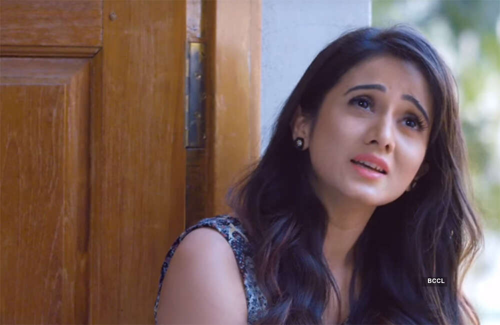 Chitte Movie User Reviews & Ratings | Chitte (2018) | Times Of India