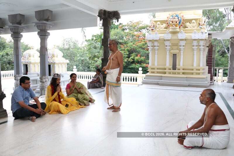 Femina Miss India 2018 Shreya Rao Kamavaparu Homecoming