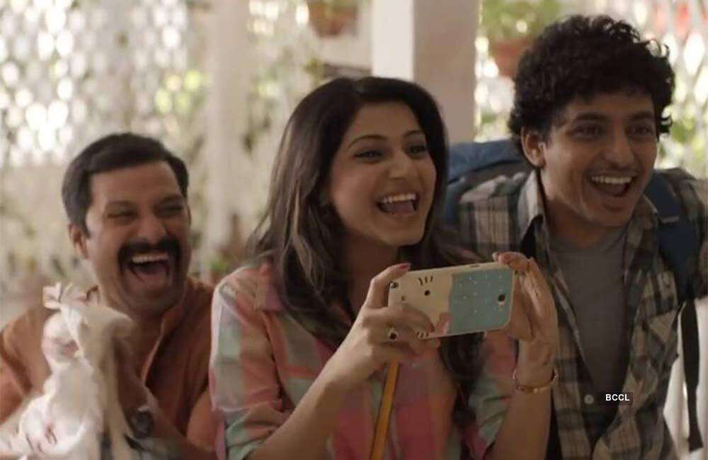 Family Katta Movie User Reviews & Ratings | Family Katta (2016) | Times ...