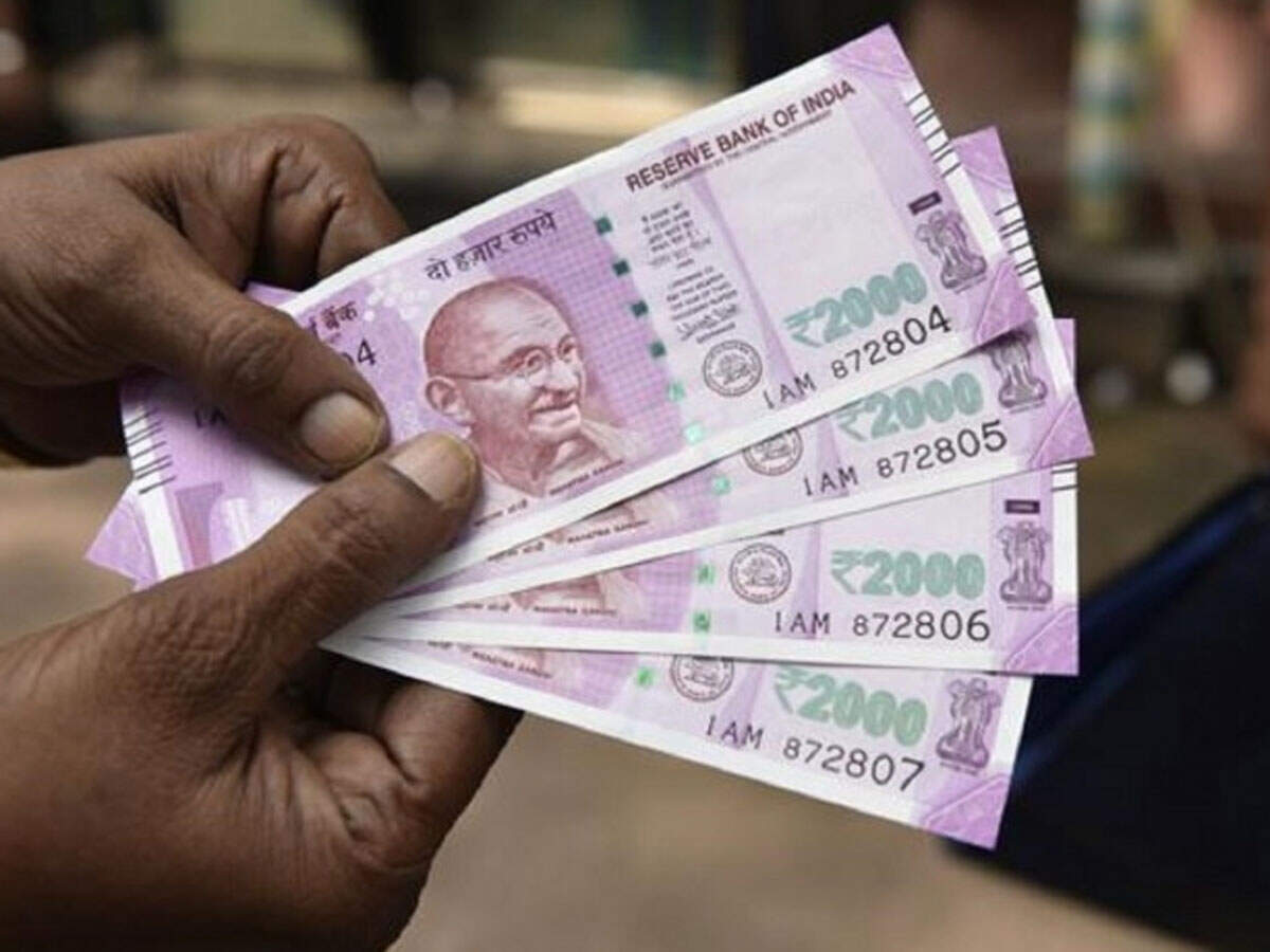 Govt issues I-T refund worth Rs 70,000 crore in three months