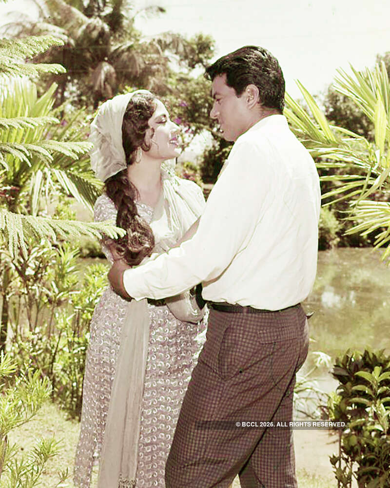 Lesser known facts about Bollywood's 'Tragedy Queen': Meena Kumari- The ...