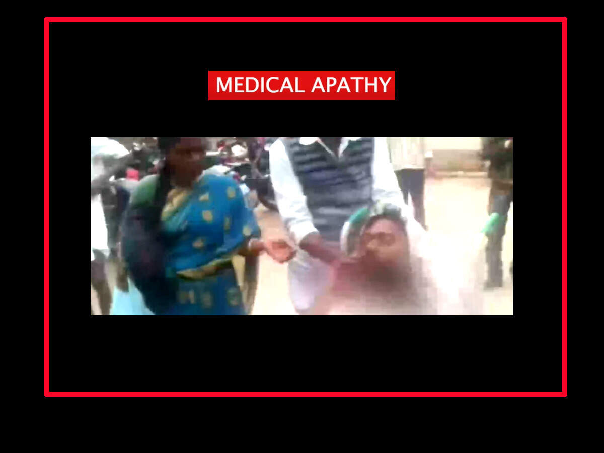 Shocking! Accident victim bleeds profusely, doctors refuse treatment Shocking! Accident victim bleeds profusely, doctors refuse treatment
