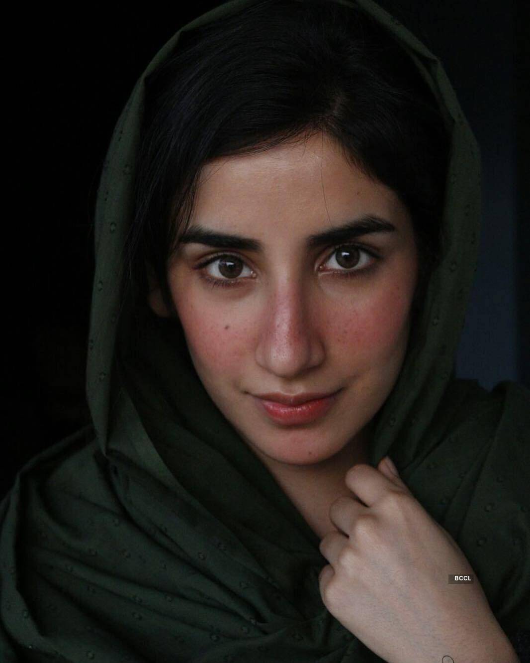 Meet Parul Gulati, a talented girl who accidentally became an actress ...