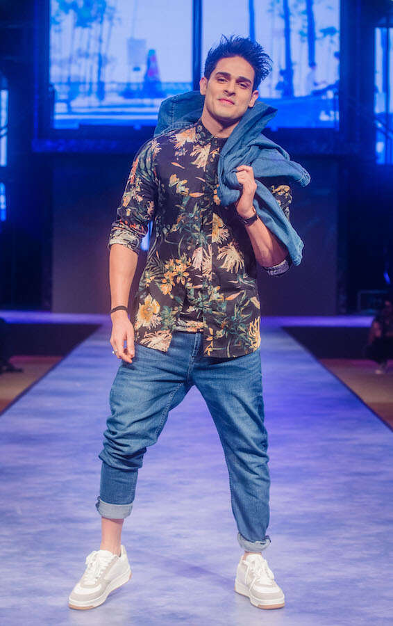 Priyank Sharma walks the ramp for Only & Sons- The Etimes Photogallery