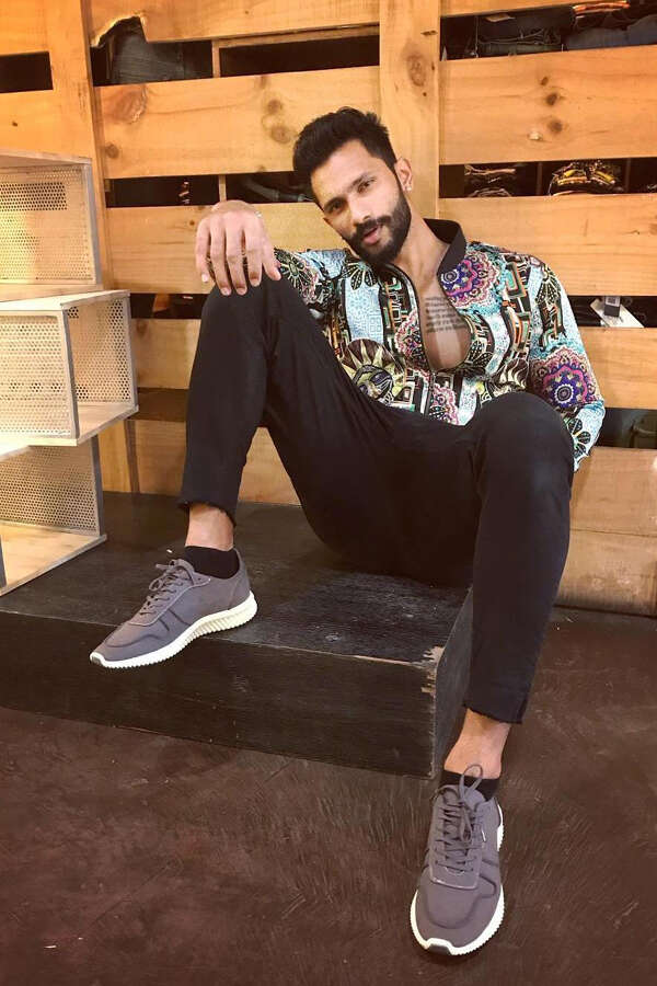 Prathamesh Maulingkar's recent photoshoot sends waves across the web