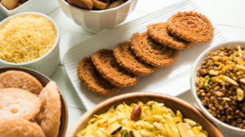 Here's a list of Gujarati snacks one must sample without fail