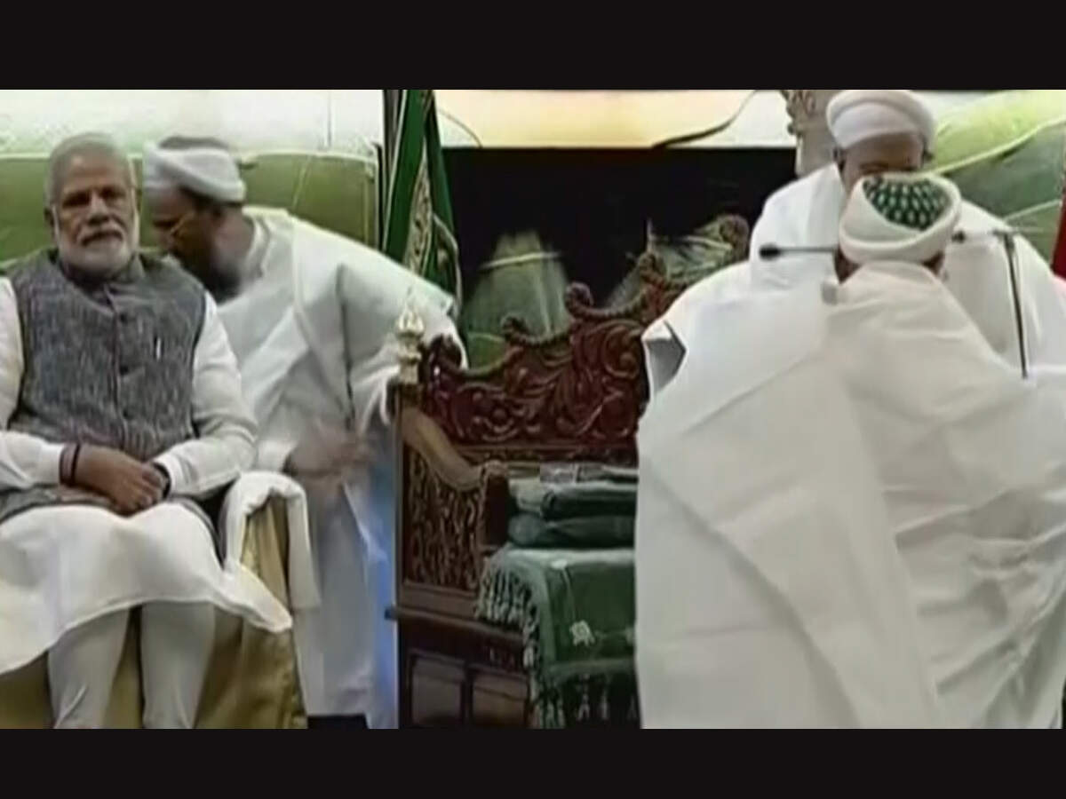 PM Narendra Modi meets Dawoodi Bohra community head in Indore