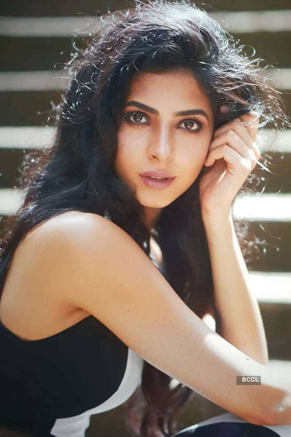 Pankhuri Gidwani stars in a retro themed photoshoot