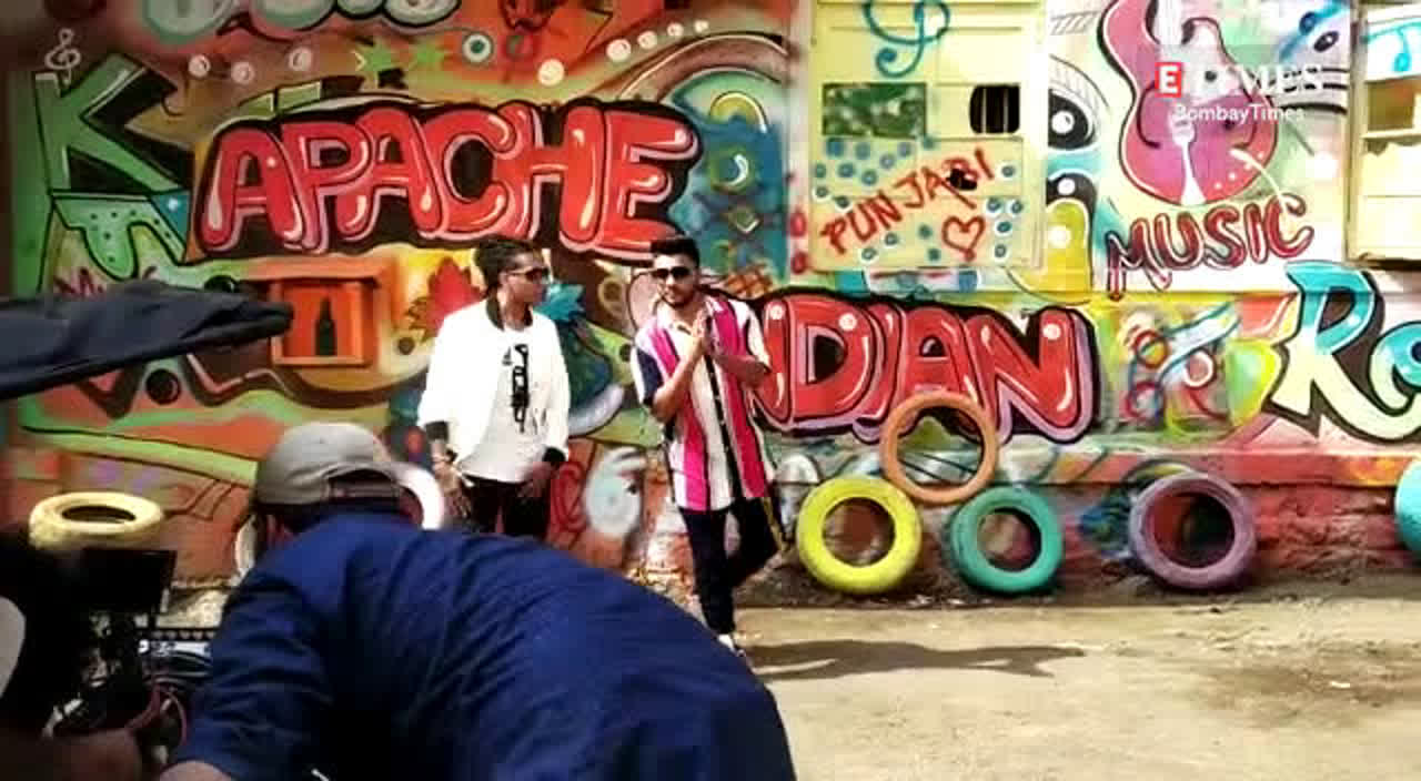 Raftaar collaborates with Apache Indian on a music video