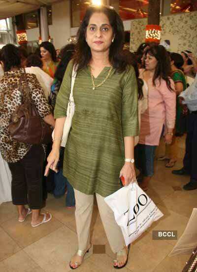 Celebs @ Araish exhibition- The Etimes Photogallery Page 28