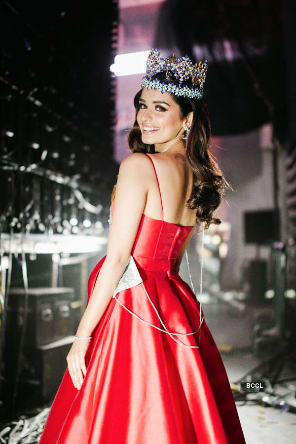 Manushi Chhillar looks red hot in these pictures