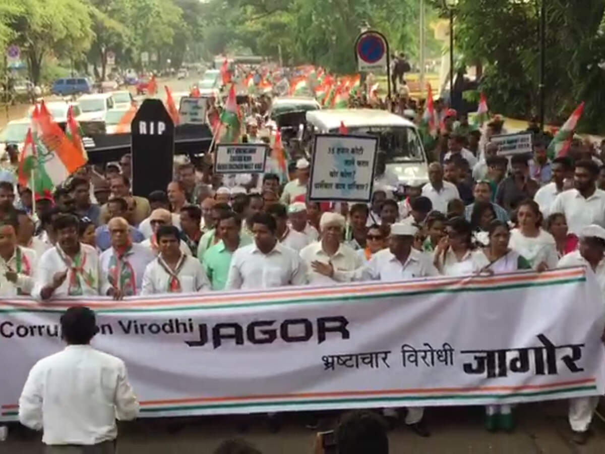 Goa: Congress holds the ‘Corruption Virodhi Jagor’ protest against ...