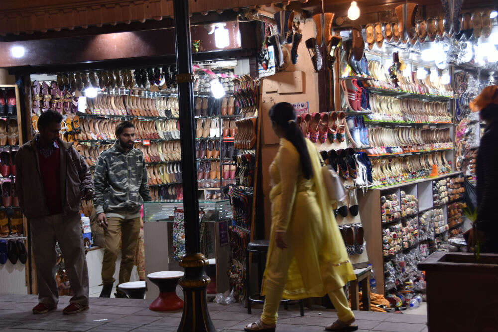 shopping in Punjab | Times of India Travel