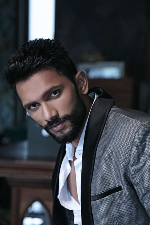 Prathamesh Maulingkar’s official photoshoot for Mister Supranational 2018