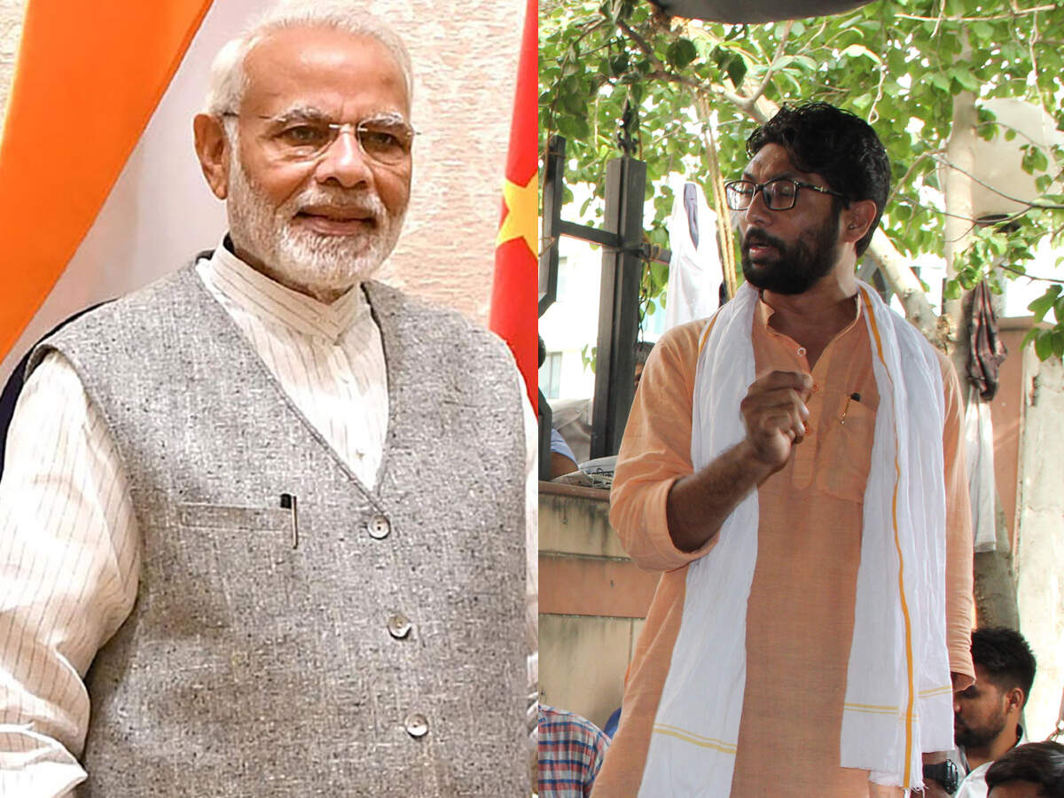 Dalit leader Jignesh Mevani takes a jibe at PM Narendra Modi, calls him ...