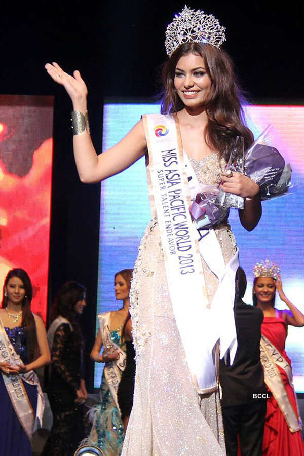 Winning pictures of Indian beauty queens at International pageants