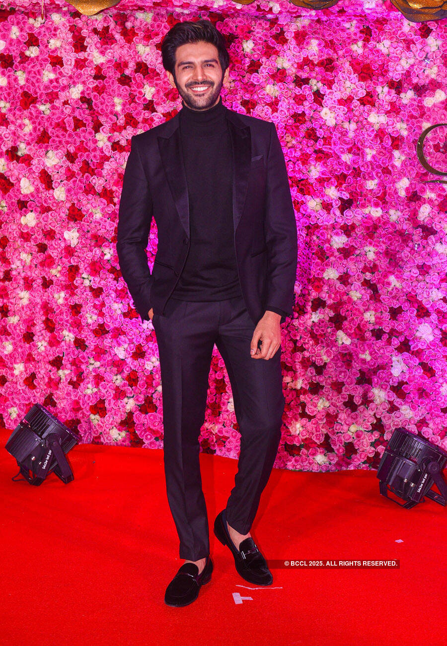 B'wood celebrities make heads turn with their stylish looks | B'wood ... B'wood celebrities make heads turn with their stylish looks | B'wood ...