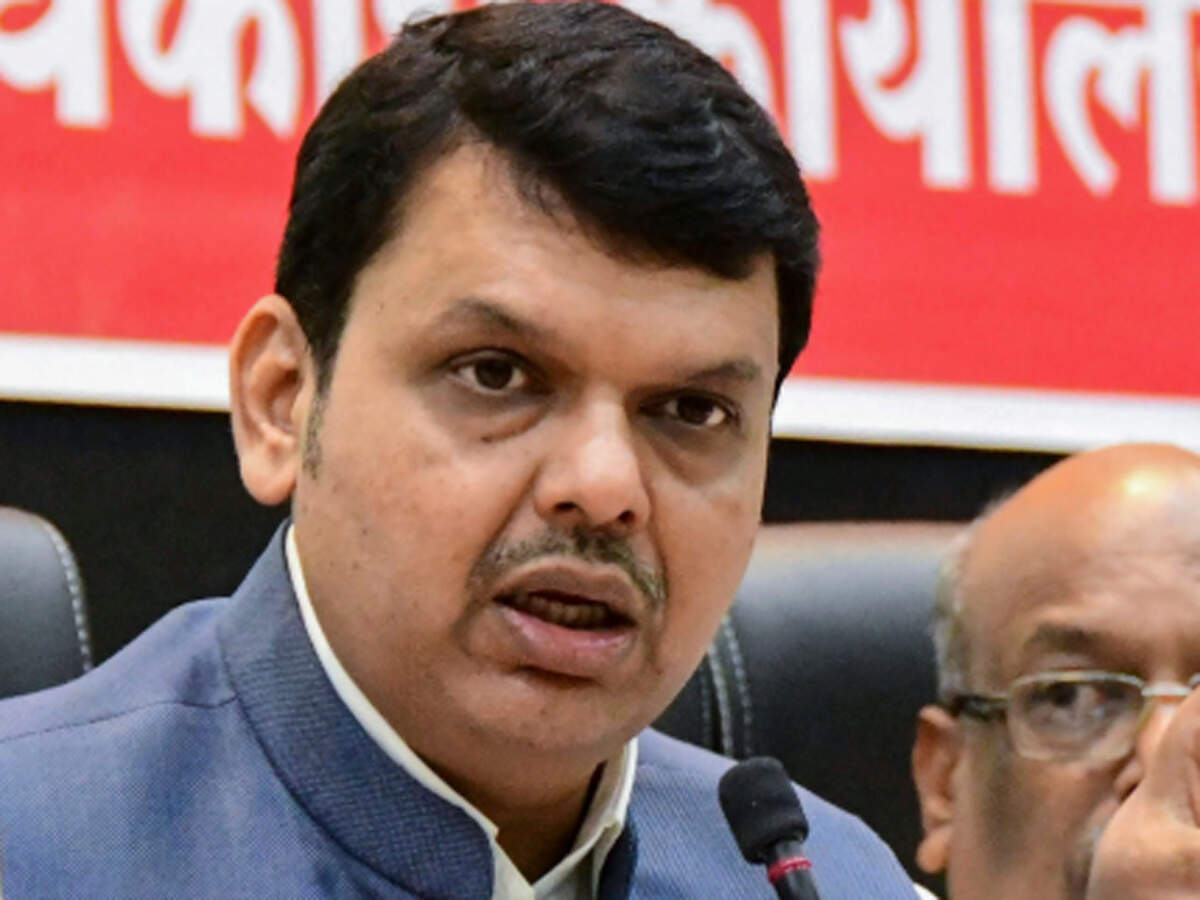 Maharashtra CM Devendra Fadnavis receives hero's welcome at Nagpur airport