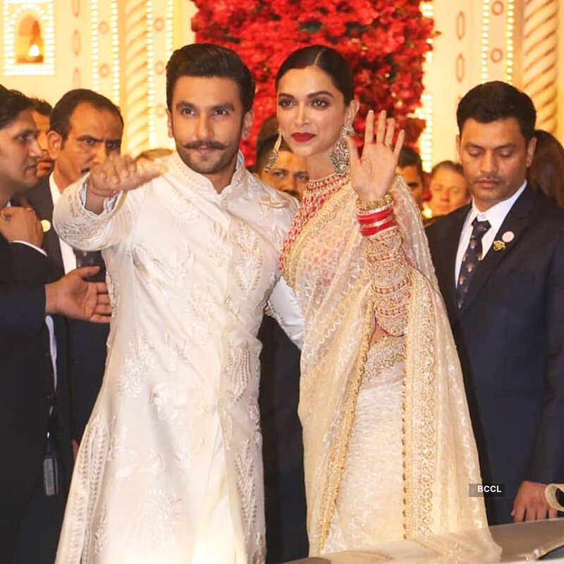 This unseen picture of Deepika Padukone wearing chooda goes viral on the internet Pics | This ...