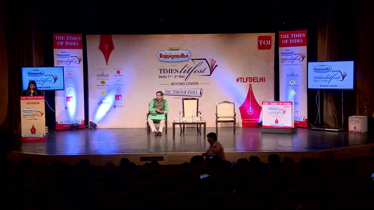 How to Write a Life: Remembering V.S. Naipaul by Dr Shashi Tharoor ...