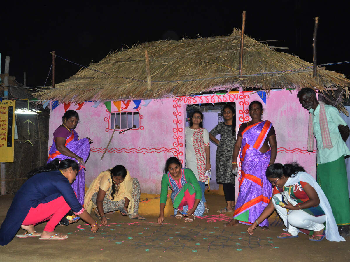 A slice of village life in the city - Times of India