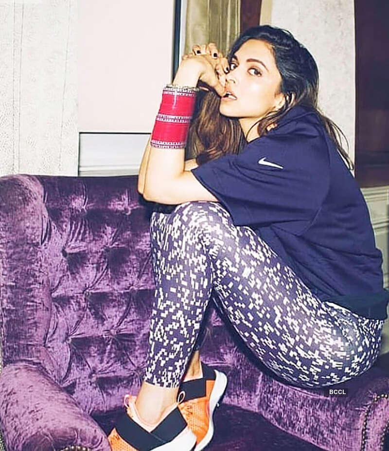 This unseen picture of Deepika Padukone wearing chooda goes viral on the internet- The Etimes ...