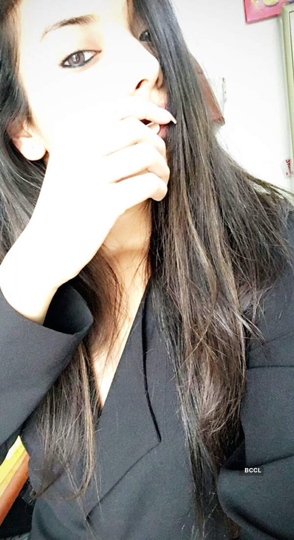 Meet Indian cricketer Rishabh Pant's gorgeous ladylove Isha Negi- The ...