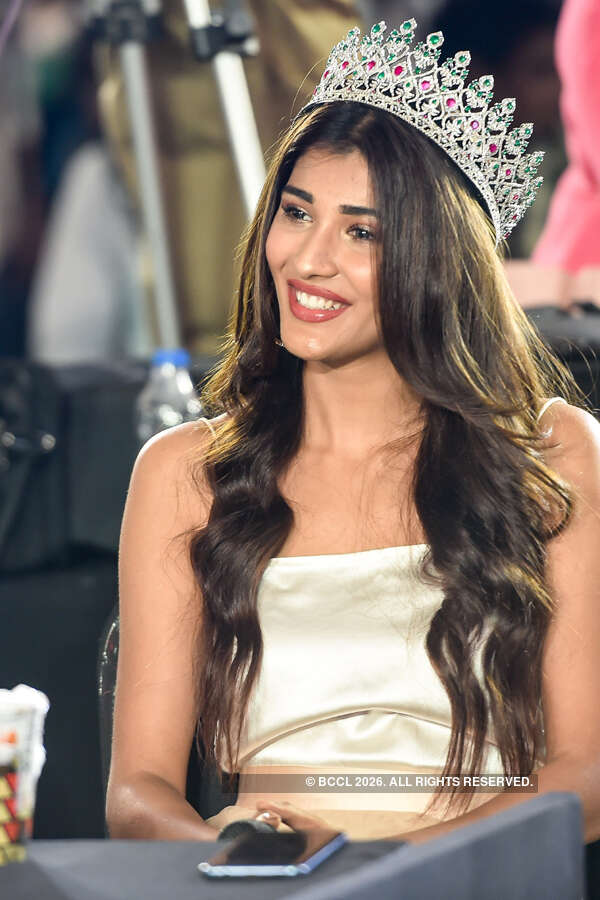 Nehal Chudasama judges Livon Times Fresh Face 2018 Mumbai Finale