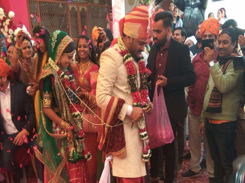 Hardik Patel Marriage Photos: Quota leader ties the knot with childhood ...