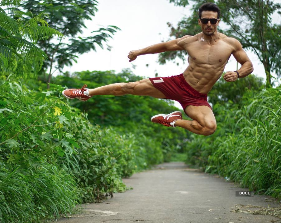 Tiger Shroff's Valentine's Day Music Video for his fans goes viral Pics ...