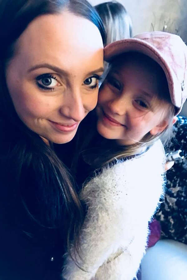 Trolls attack mom for enrolling six year old in a pageant
