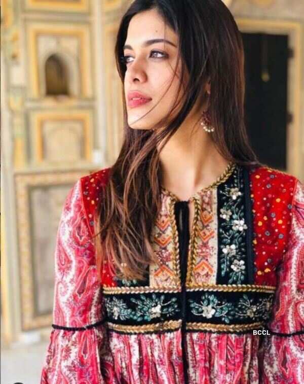 Asha Bhats Desi Avatar Is Hard To Give A Miss