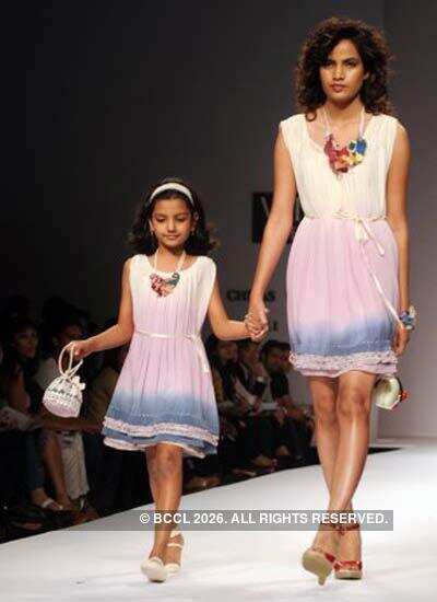 A model displays a creation by Pallavi Mohan during the Wills Lifestyle ...