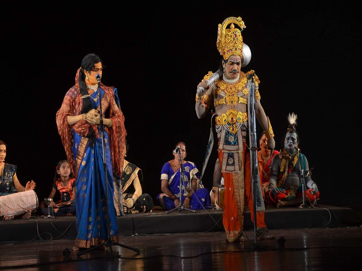 sarngadeva: Traditional theatre Chindu Yakshaganam performed in the ...