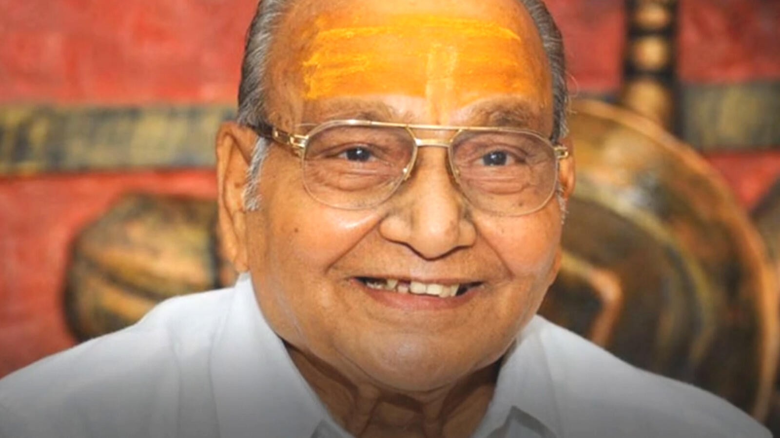 K Viswanath celebrates his 89th birthday