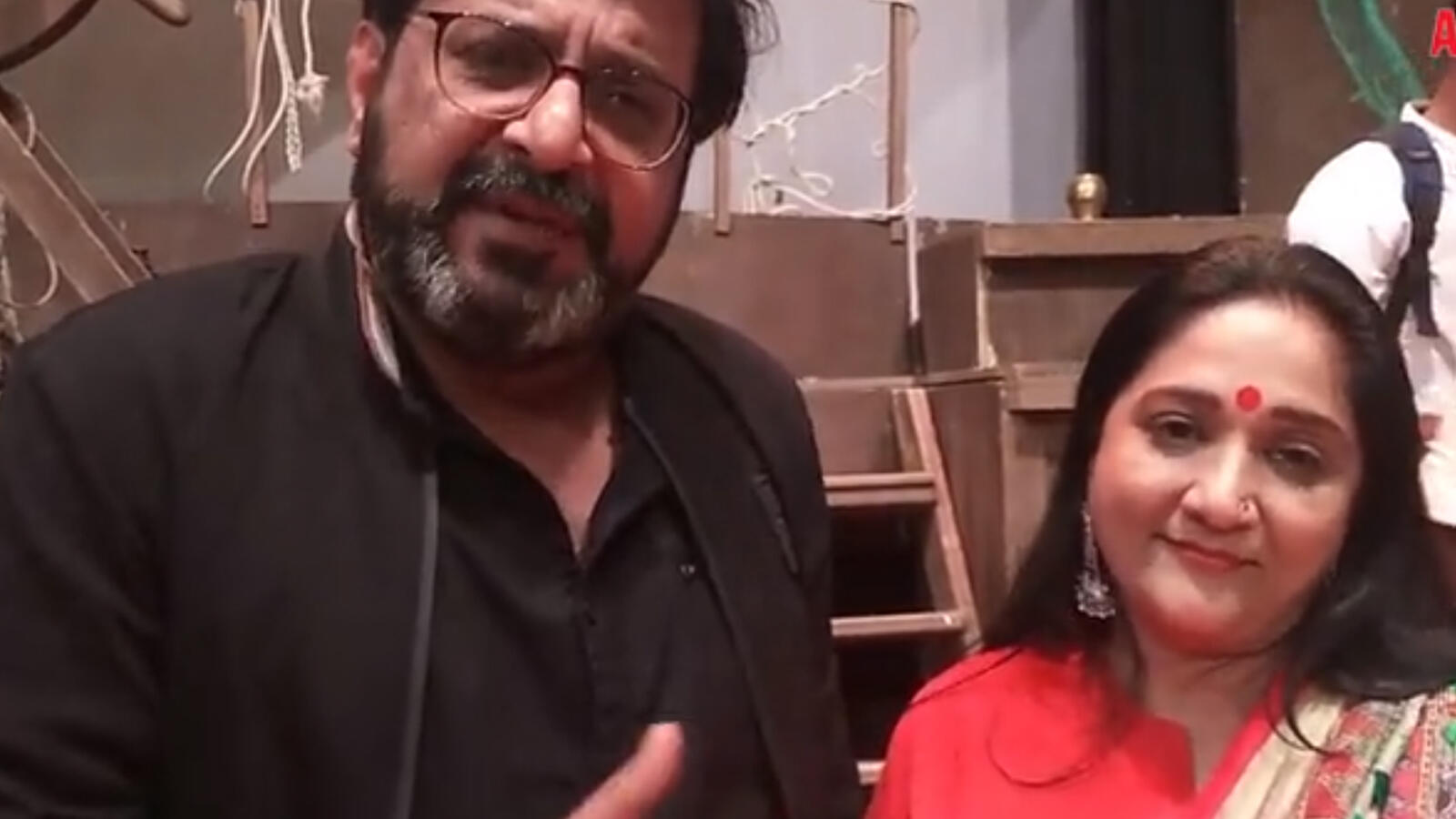 Kulfi Kumar Bajewala actor Mehul Buch with wife Alpana in Ahmedabad