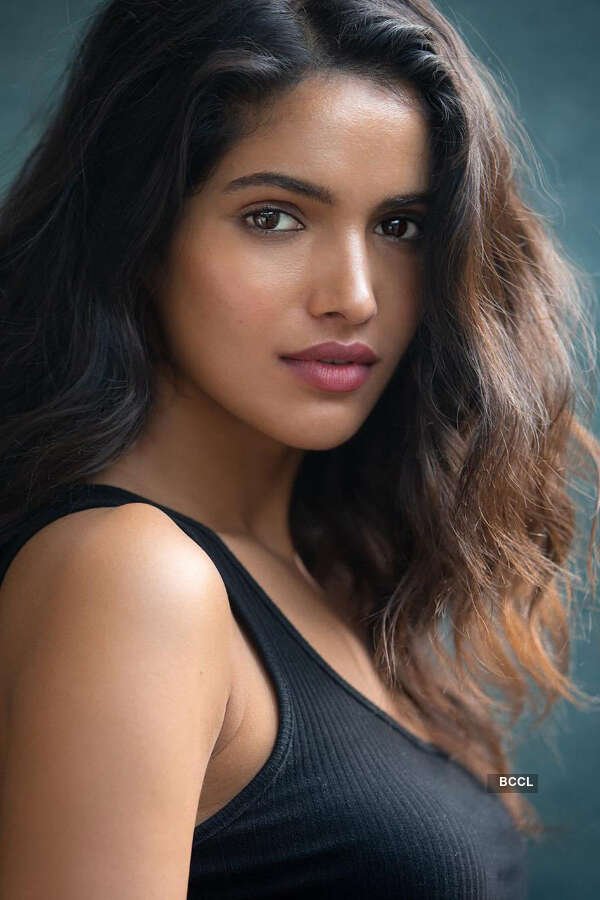 Vartika Singh looks irresistible and fierce in her recent shoot