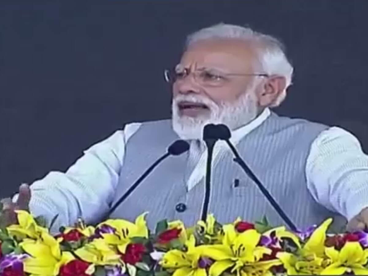 Pakistan started crying at 5am after Balakot strikes: PM Narendra Modi