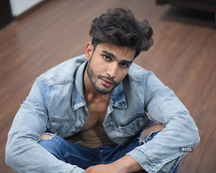 Rohit Khandelwal in Hyderabad Times Most Desirable List 2018