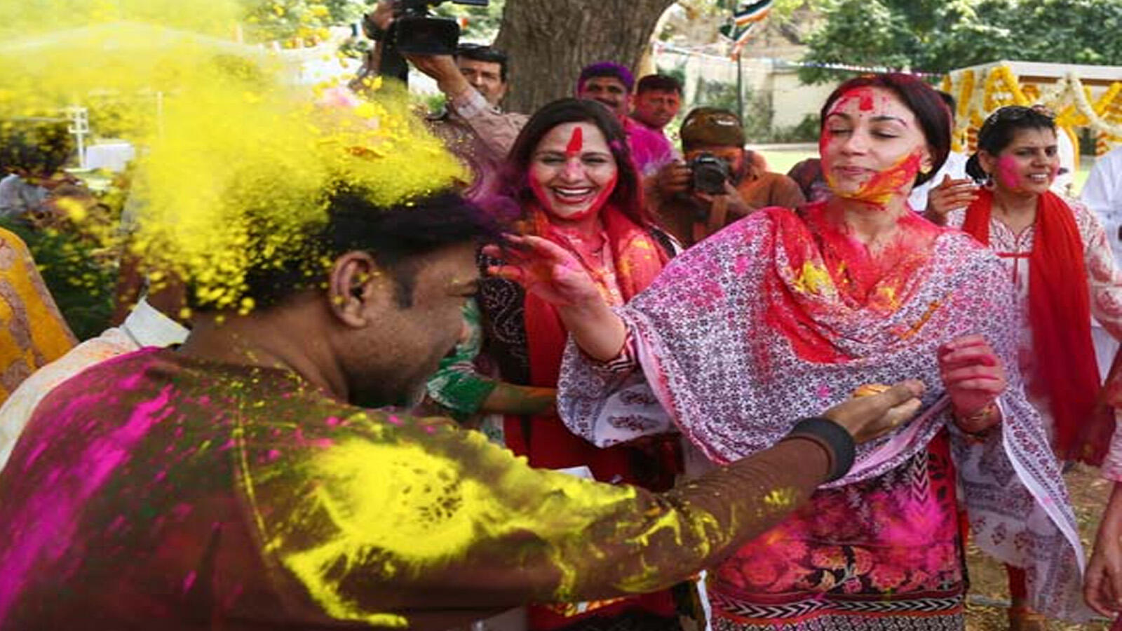Holi festivities, the royal style