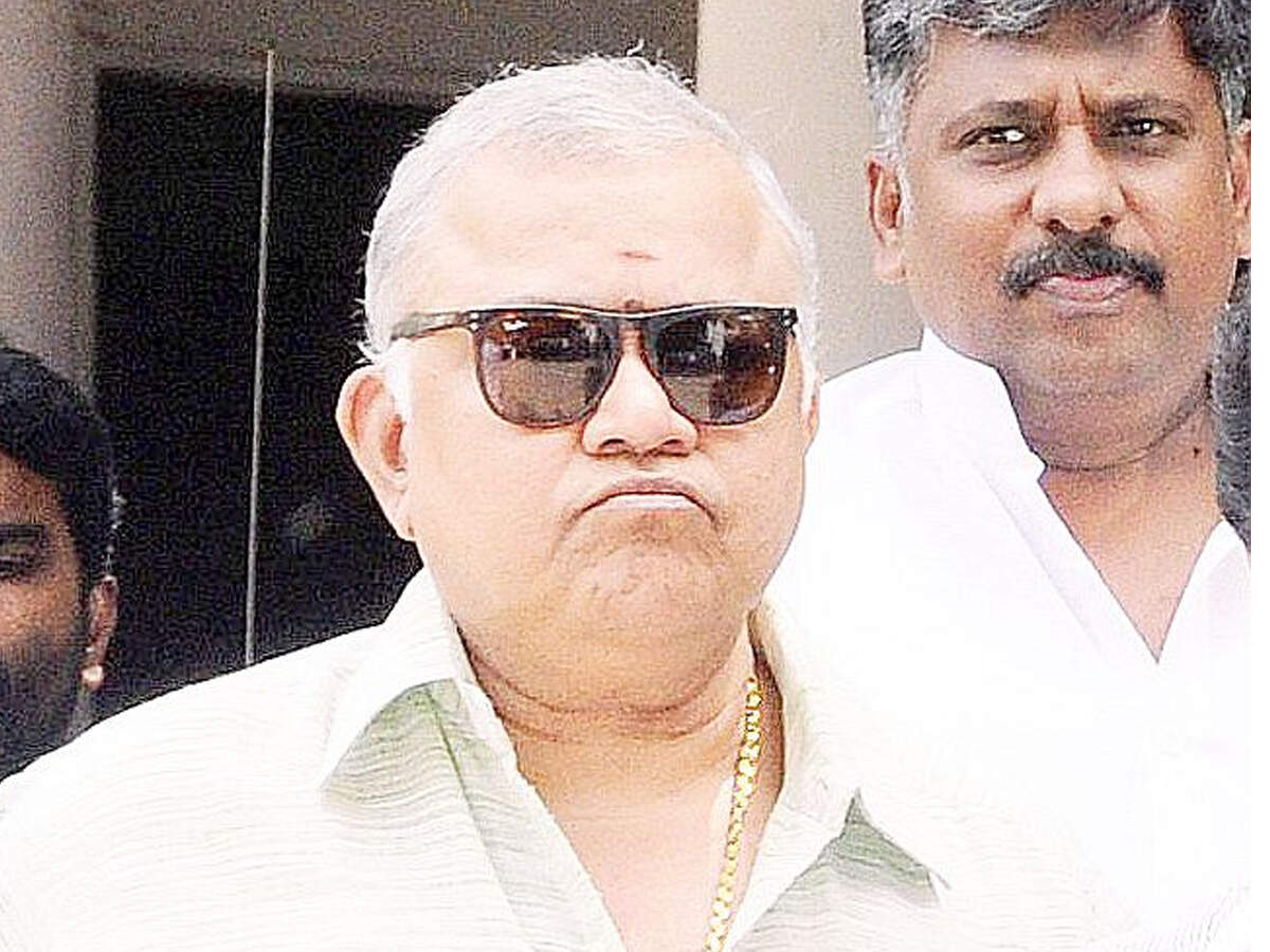 Radha Ravi suspended from DMK for controversial speech against actress ...