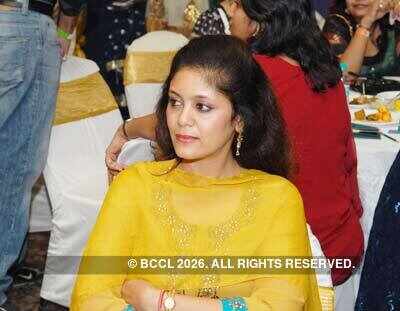 Sangeeta and Prem Grover at the Pre-Diwali bash of Nagpur Round Table ...