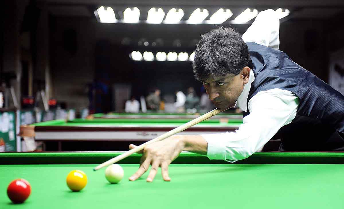 Former World Billiard Champion Geet Sethi turns 58