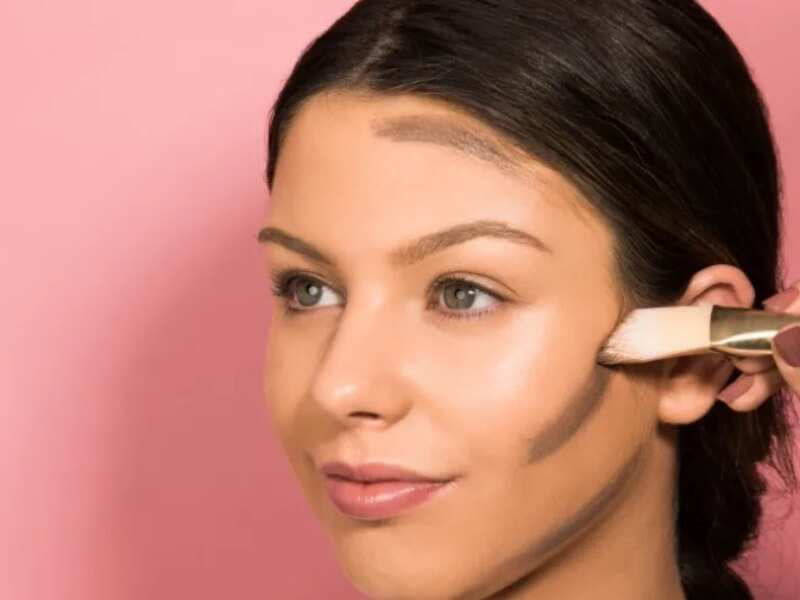 How to ace cheekbone contouring? – Rutuja Rathod Says