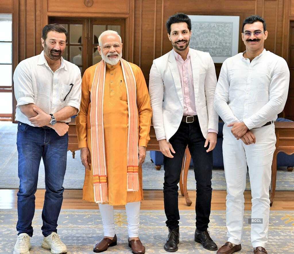 PM Modi is touched by Sunny Deol's humility & passion for better India ... PM Modi is touched by Sunny Deol's humility & passion for better India ...