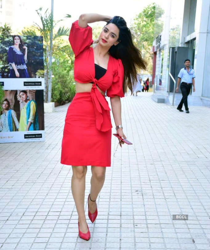 'Ranchi Diaries' star Soundarya Sharma is a true fashionista in real ...