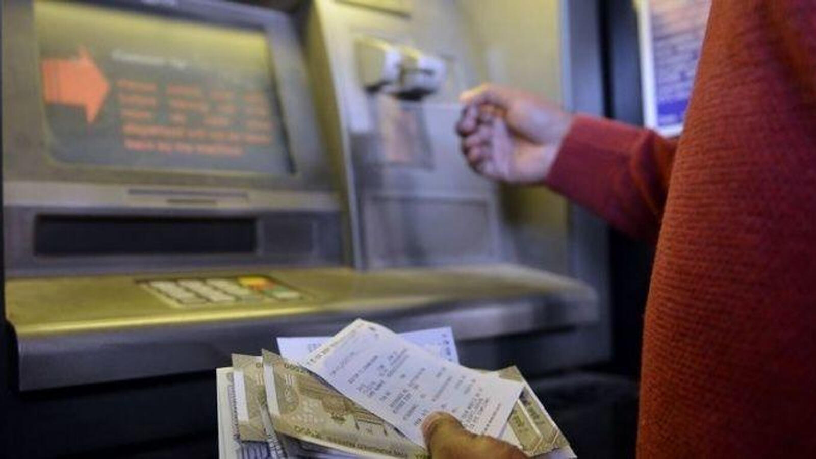 Bank fraud touches unprecedented Rs 71,500 crore in 2018-19: RBI