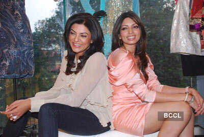 Celebs @ unveiling of Saisha designs- The Etimes Photogallery Page 12