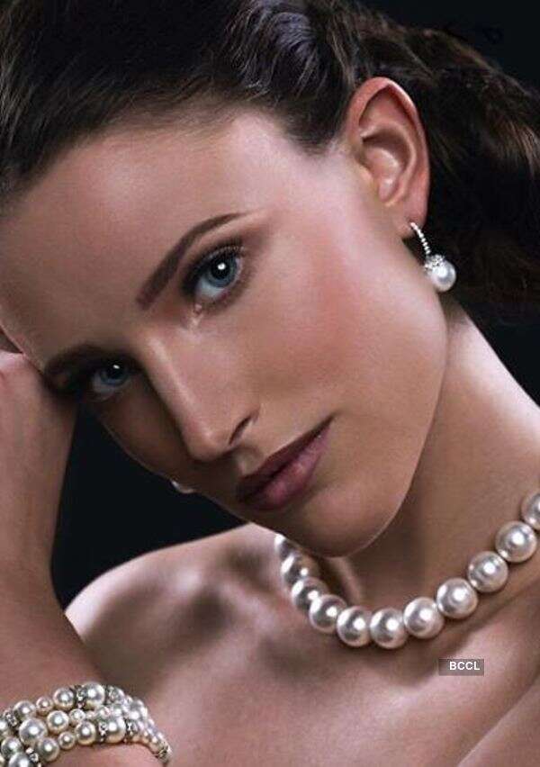 Beauty queen left with a facial scar after being hit by a bottle